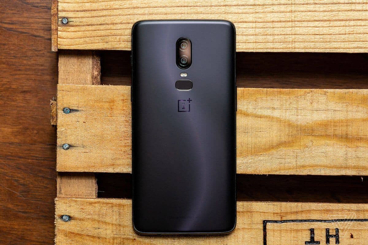 OnePlus 6 Review - GadgetGang