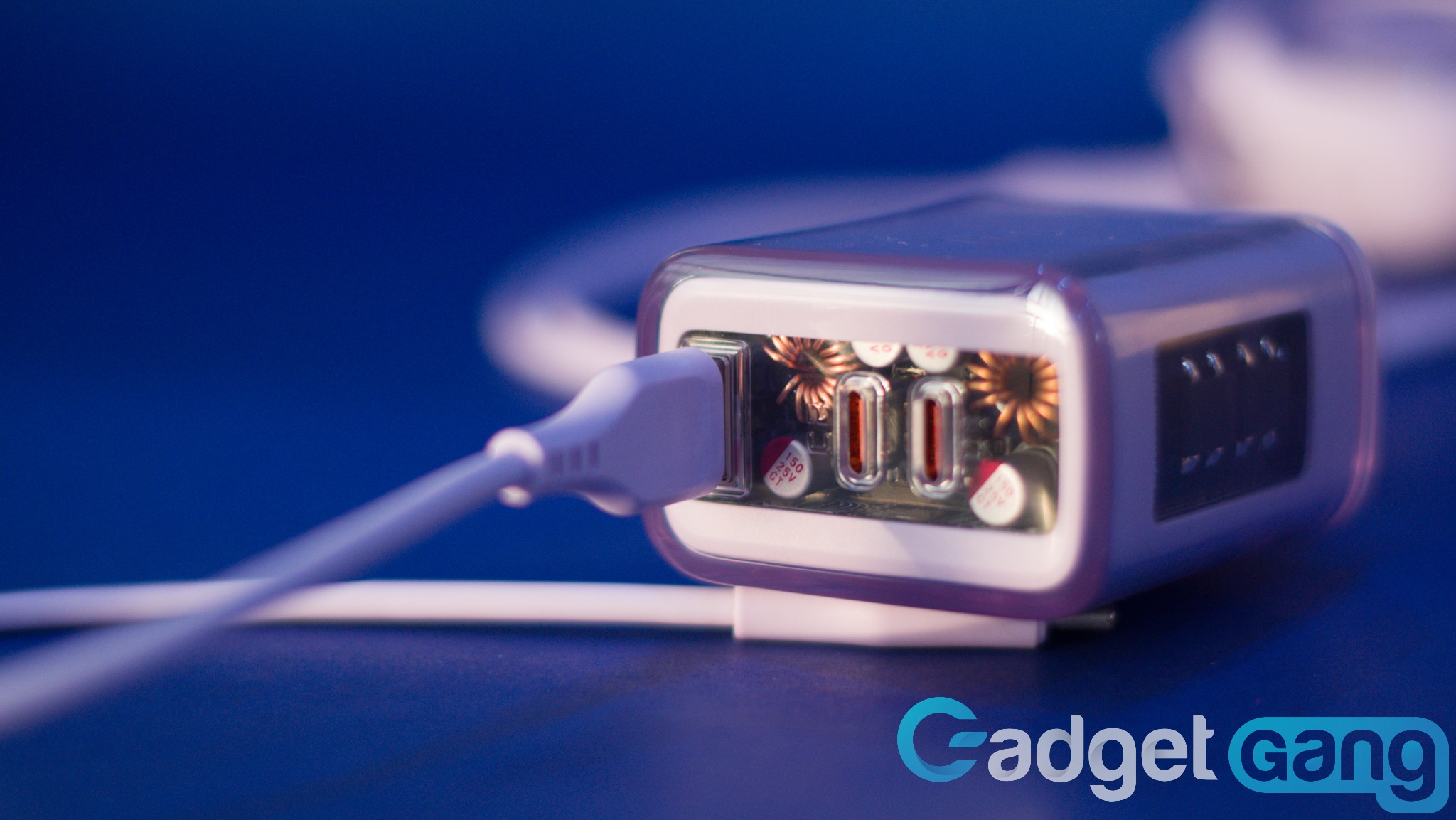 Acefast Crystal A45 Charger Review - GadgetGang